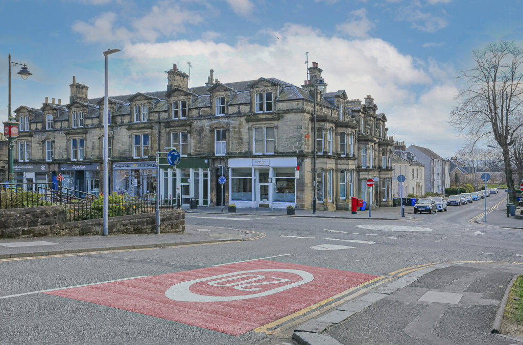 Henderson Street, Bridge of Allan, FK9 - Halliday Homes