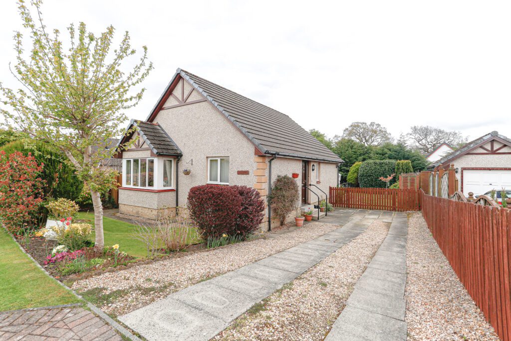 Burnside Gardens, Whitecross, EH49 - Halliday Homes