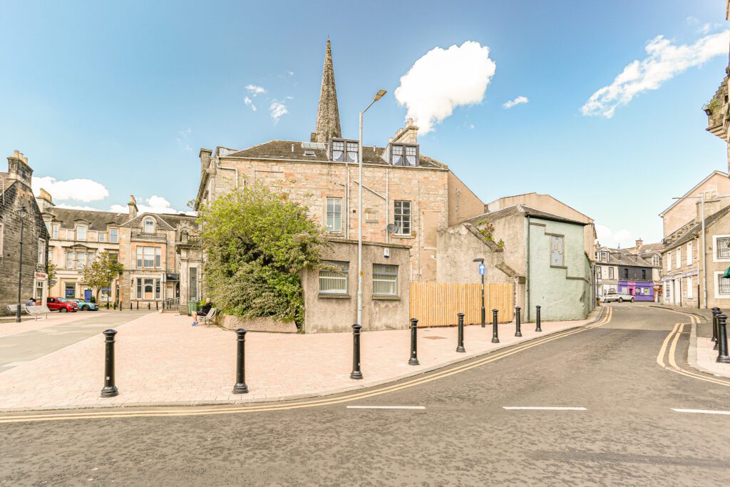 Bank Street, Alloa, FK10 - Halliday Homes