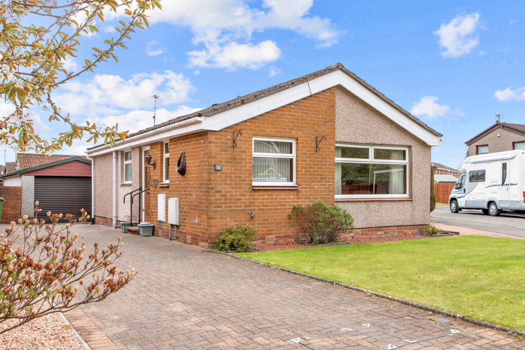 Rhodders Grove, Alva, FK12 - Halliday Homes