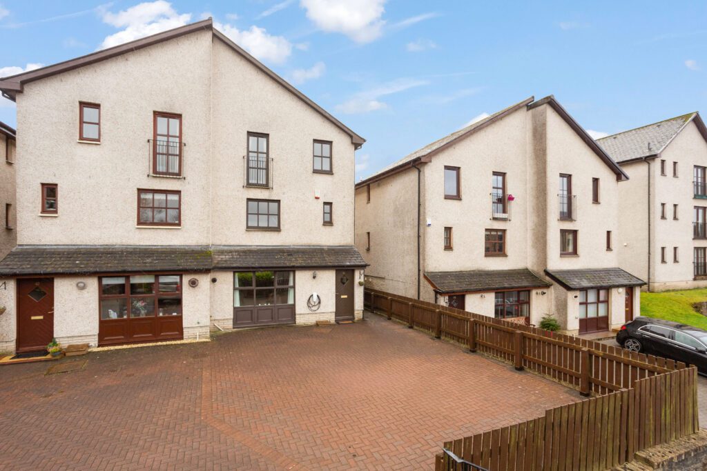 St Magdalenes, Linlithgow, EH49 - Halliday Homes
