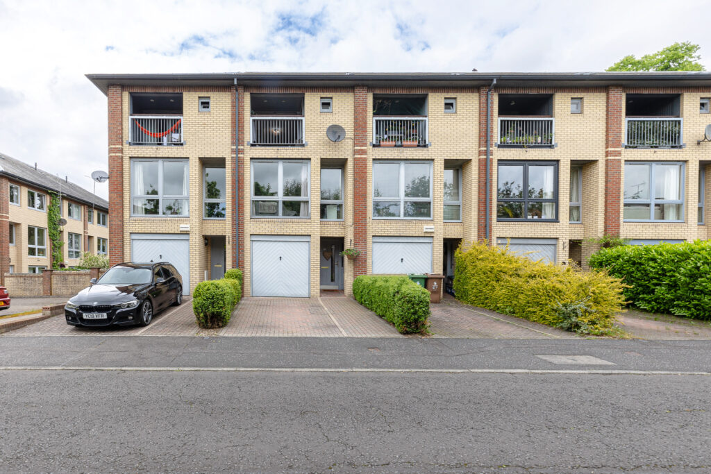 Halliday Homes - Your Local Estate Agent.