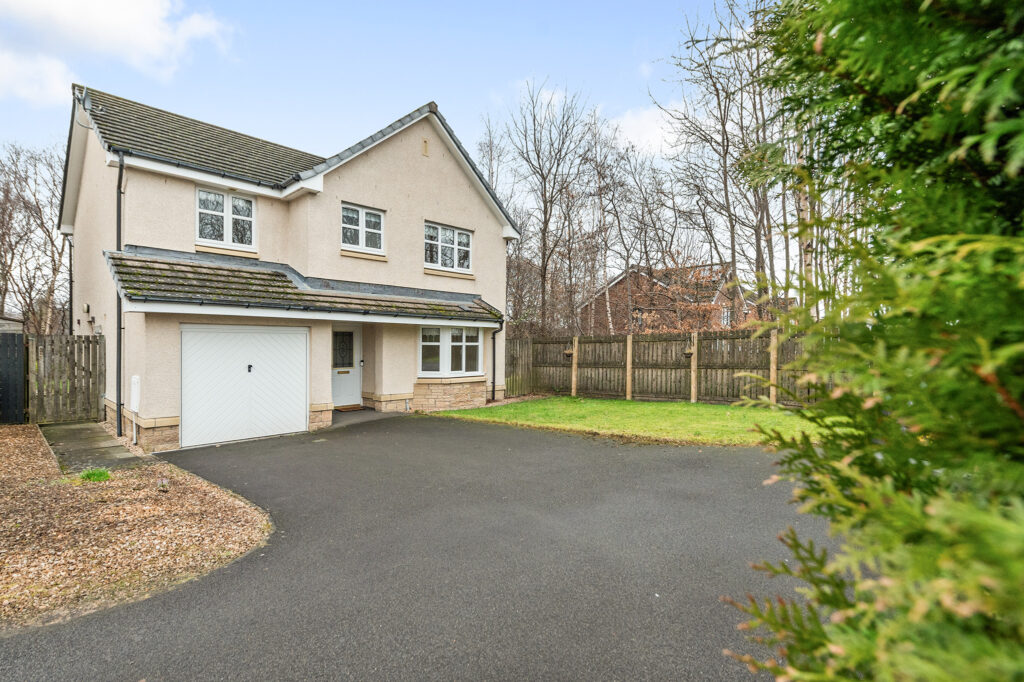 Delph Wynd, Tullibody, FK10 - Halliday Homes
