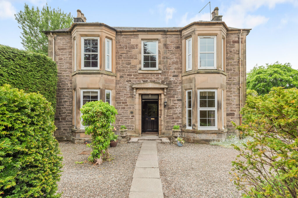Henderson Street, Bridge of Allan, FK9 - Halliday Homes