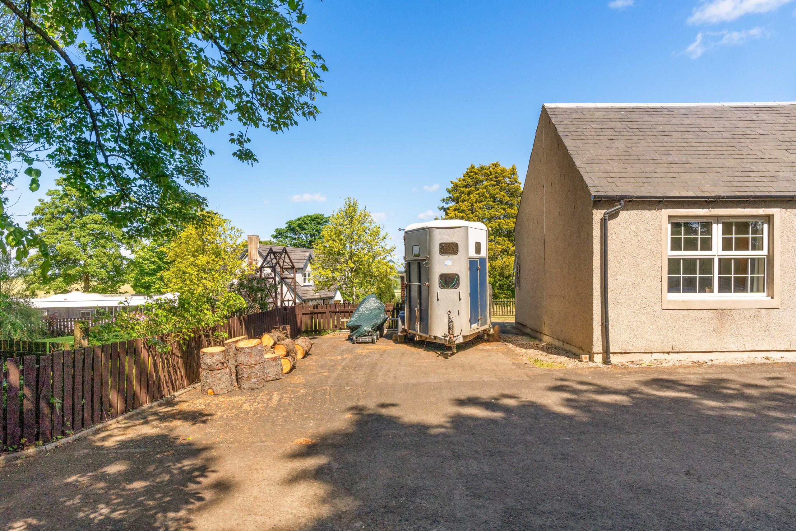 Dykehead Farm, Avonbridge, FK1 - Halliday Homes