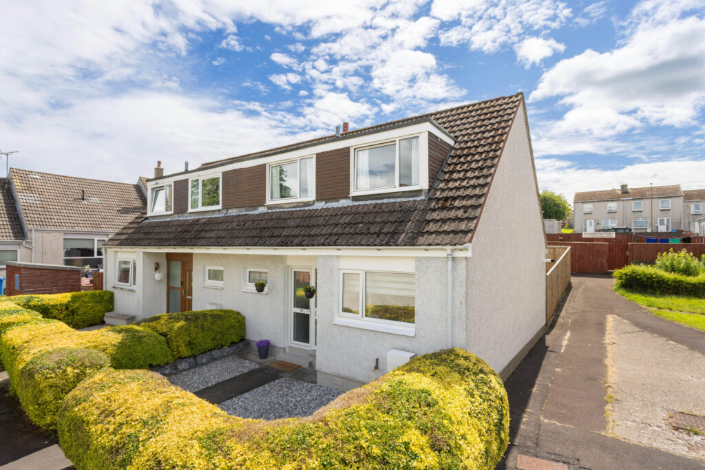 Castlehill, Bo'ness, EH51 - Halliday Homes
