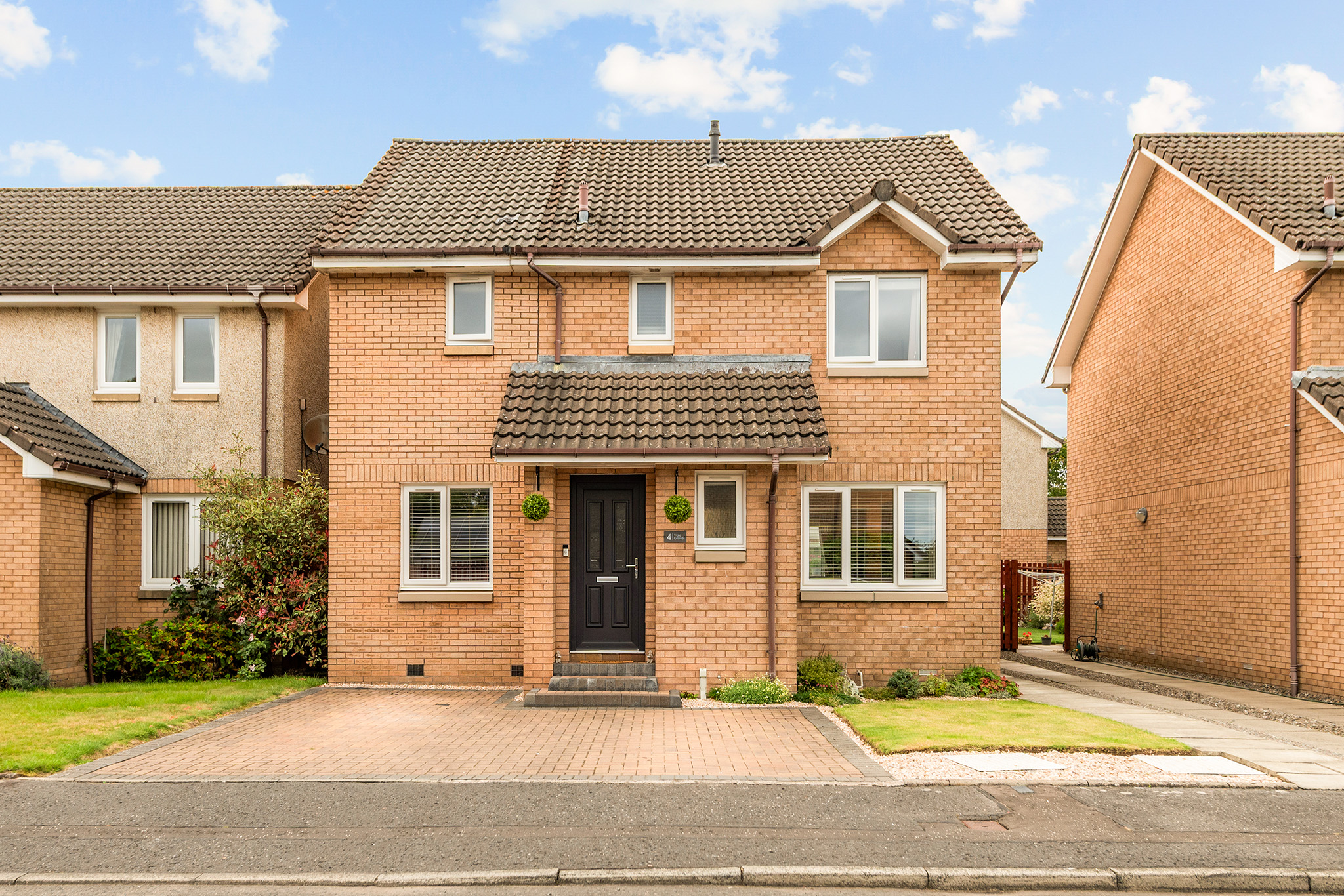 Vale Grove, Bridge of Allan, FK9 - Halliday Homes