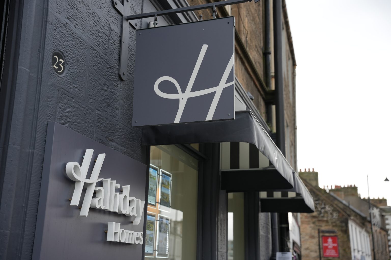 How to Prepare Home Viewings Properly - Halliday Homes